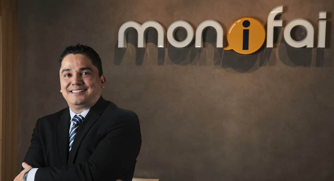 Fintech Monifai inaugura su operación en El Salvador - Revista Summa