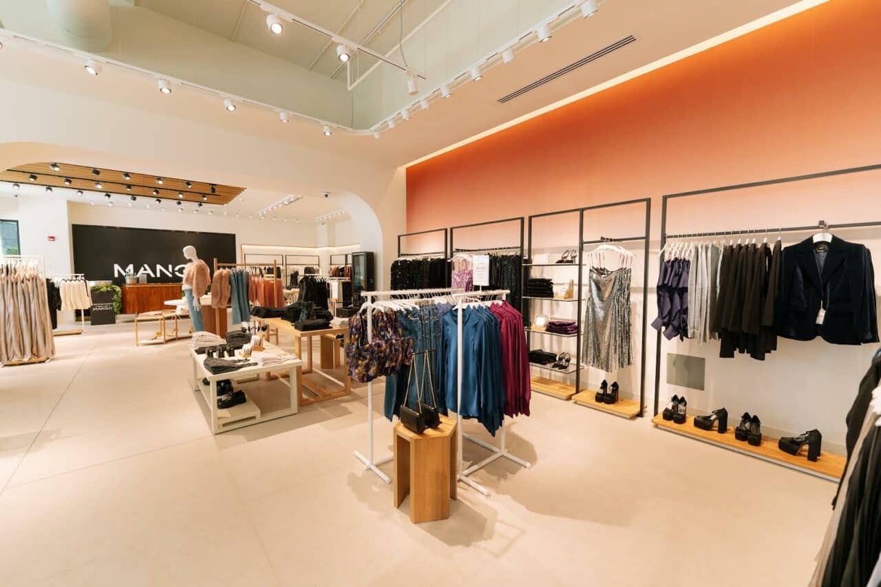 Costa Rica: Mango inaugura su primer flagship store en Avenida Escazú ...