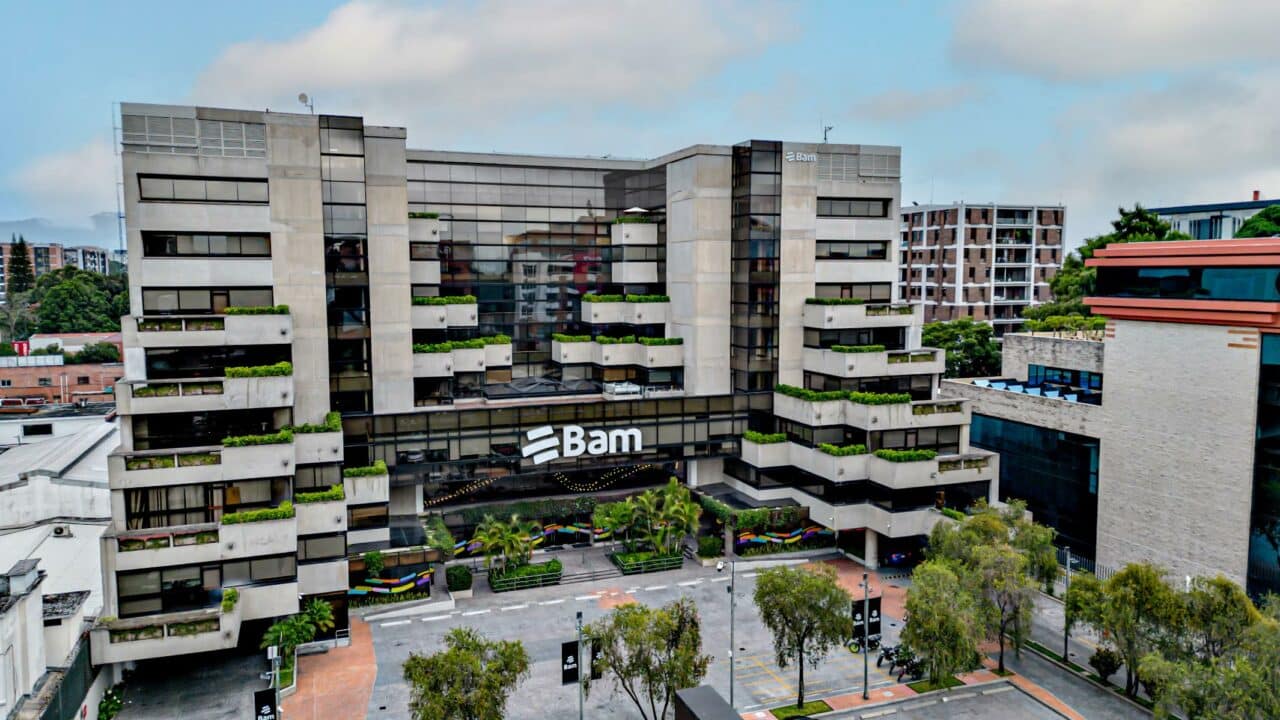 Bam cumple 98 años contribuyendo al desarrollo de Guatemala - Revista Summa