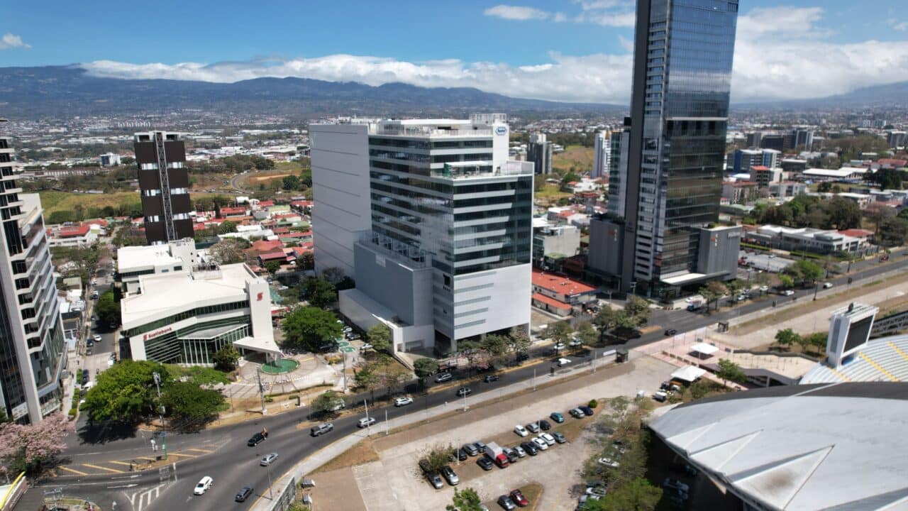 Roche Costa Rica invierte más de US$100 millones e inaugura su nuevo ...